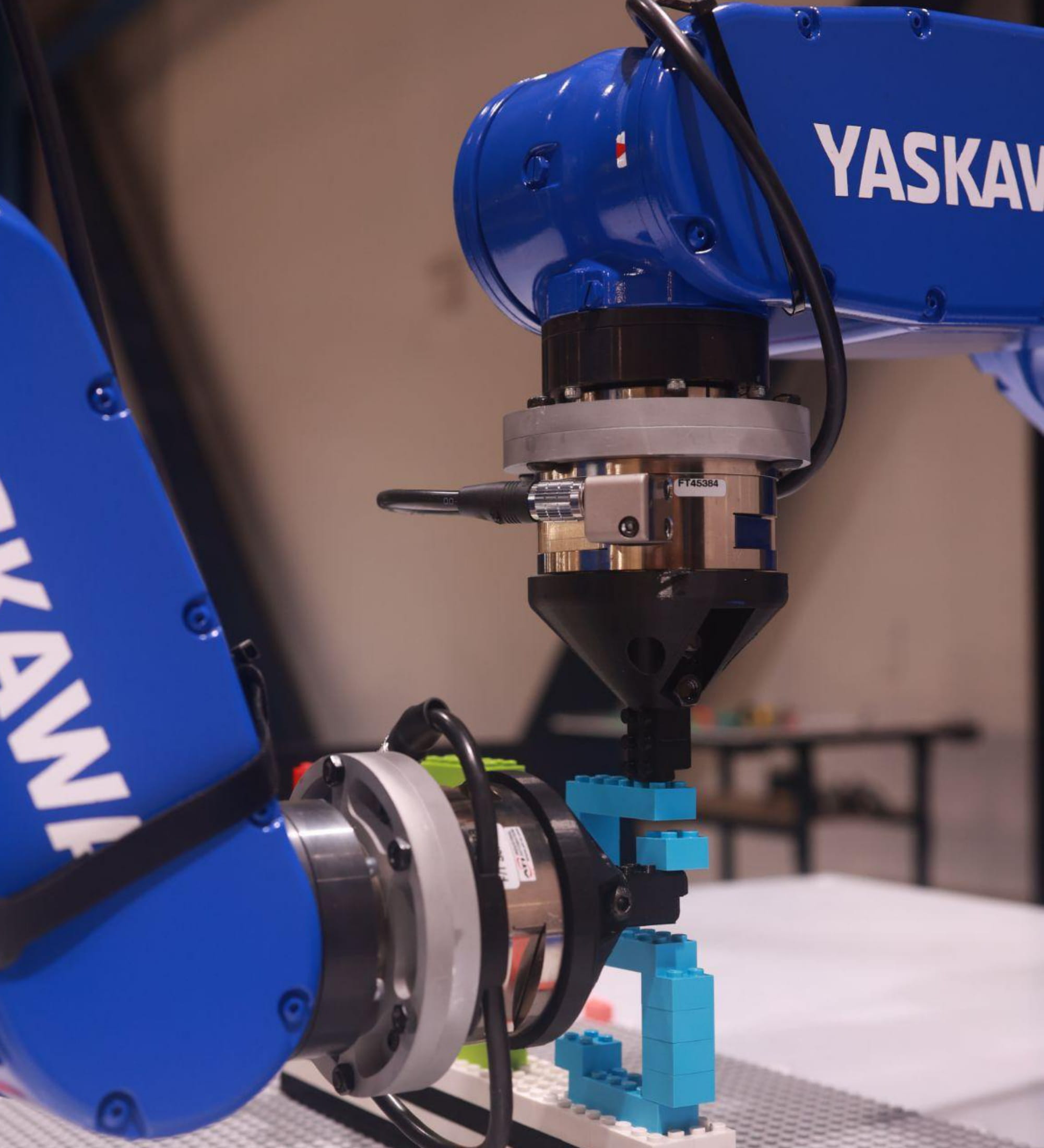 Benchmarking Multi-Robot Shortcut